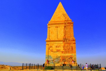 Hermel Pyramid - LebanonUntravelled.com