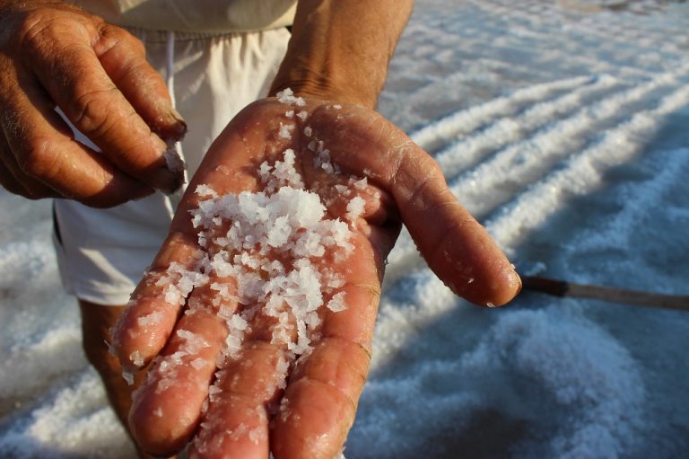 Anfeh salt - LebanonUntravelled.com