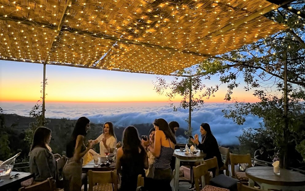 Ehden Pubs and Nighclubs - LebanonUntravelled.com