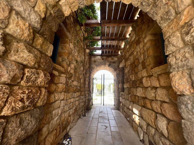 Arnaoon village, Batroun - LebanonUntravelled.com